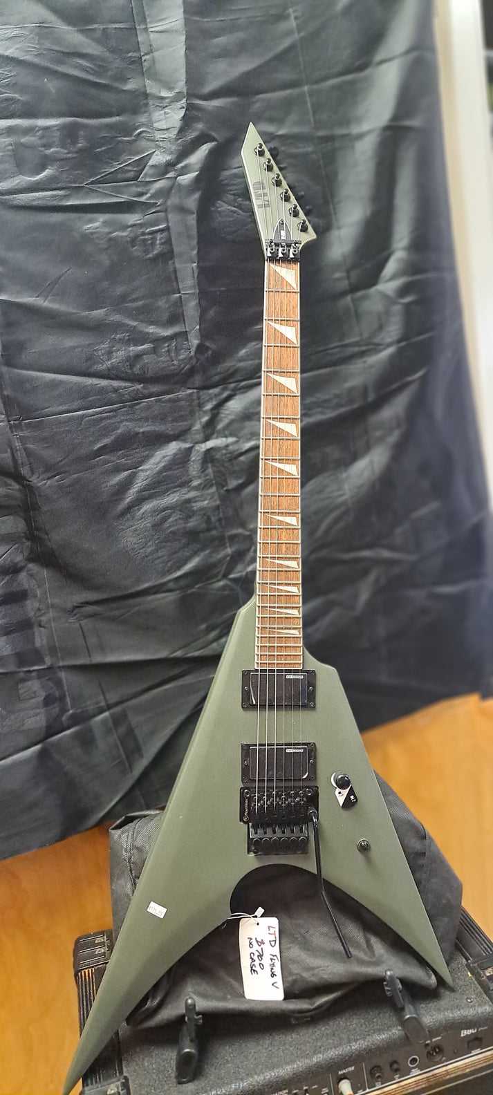 ESP LTD Arrow-200 2022 - Present - Military Green Satin – Flemington ...